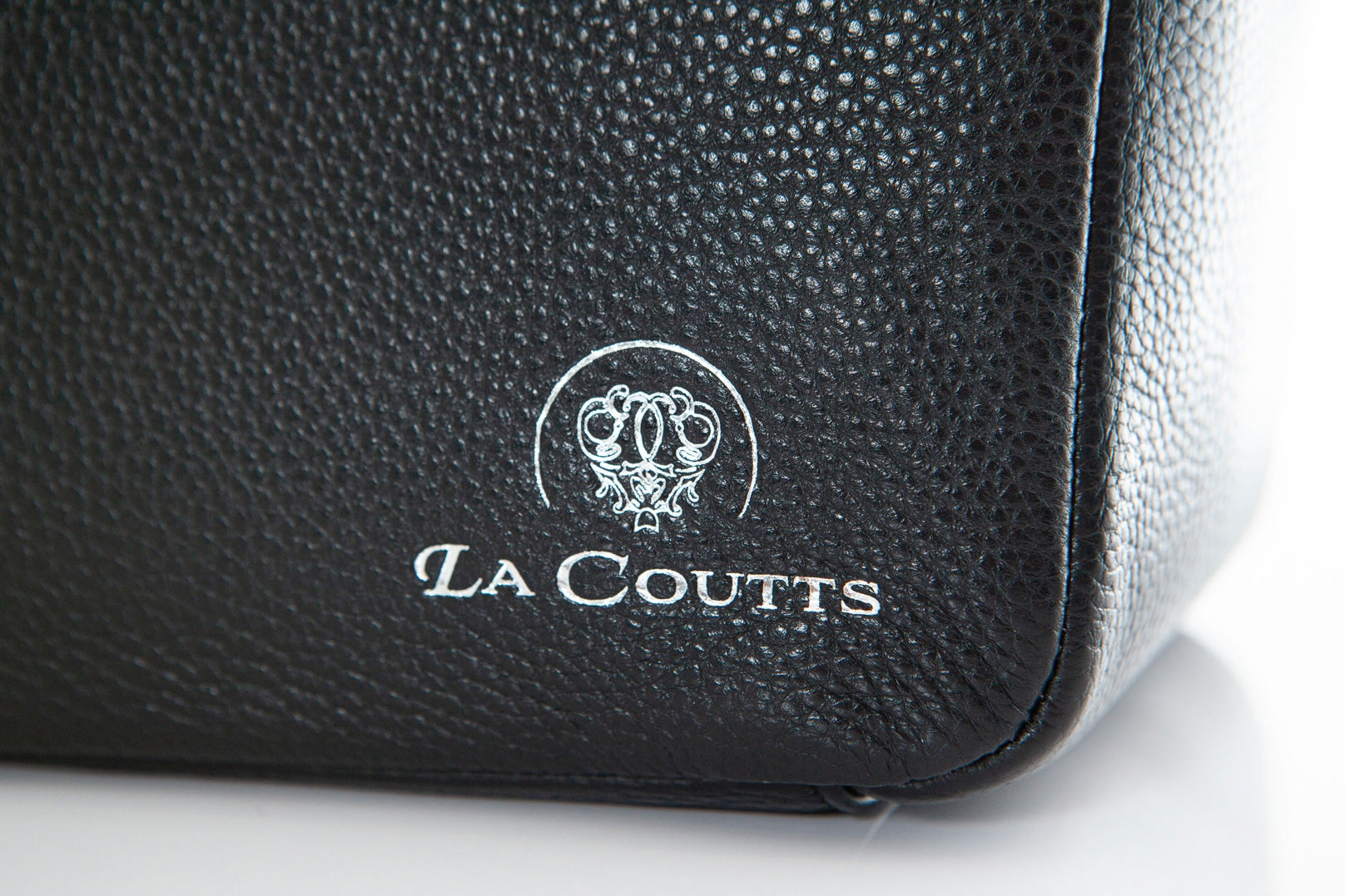 Bella Black-Silver – La Coutts Toronto